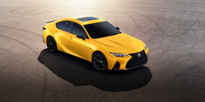 これが最後のIS500？レクサスUSAが500台限定のIS500 F SPORT Performance Ultimate Editionを ...