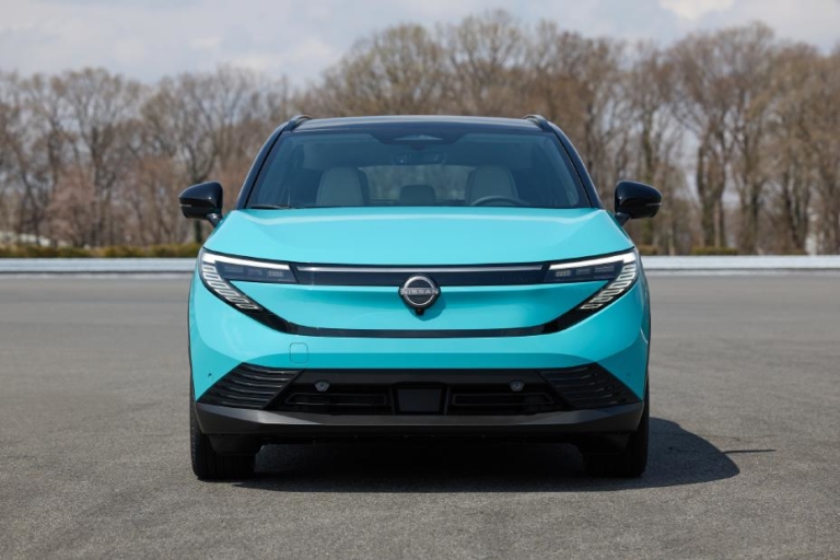 【独占公開】フルモデルチェンジ版・日産の新型リーフ (ZE2)にカスタムグレード・AUTECH登場！全ボディカラー＆プロパイロット2.0含む豪華オプションを全公開 | Creative Trend